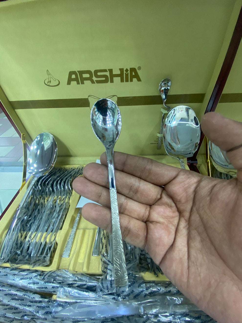 Arshia cutlery set 86 pcs – AapnaOnlineStore